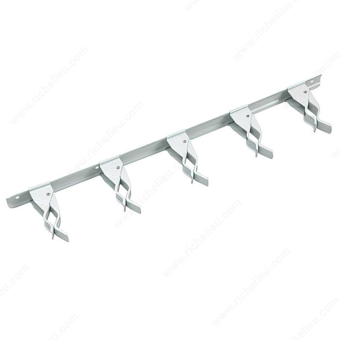 Storage bar with spring clips – Distribution 2020